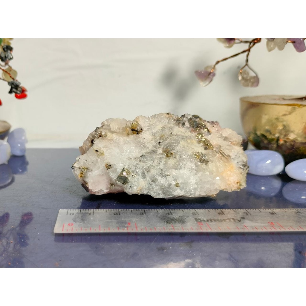 Jual Batu Natural Rough Quartz with Golden Pyrite | Shopee Indonesia
