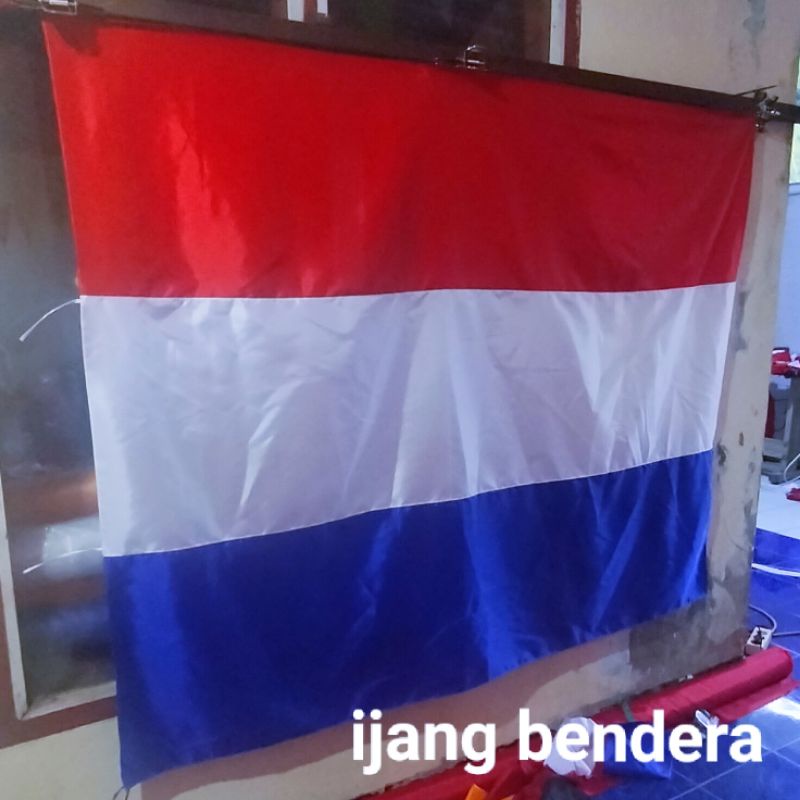 Jual BENDERA MOONRAKER JUMBO 2 METER X1,4 METER | Shopee Indonesia