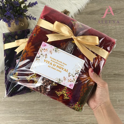 Jual Souvenir Sajadah Dewasa Turki Tebal Ukuran Sedang - Packing ...