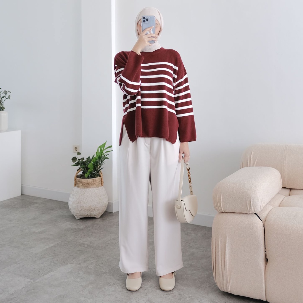 Jual COTTONARY Kawa Knit Top | Kaos Rajut Wanita | Shopee Indonesia