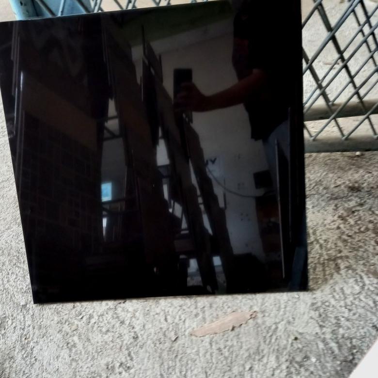 Jual Baru GRANIT 60x60 HITAM GLOSSY - GRANIT MEJA DAPUR, GRANIT LANTAI ...