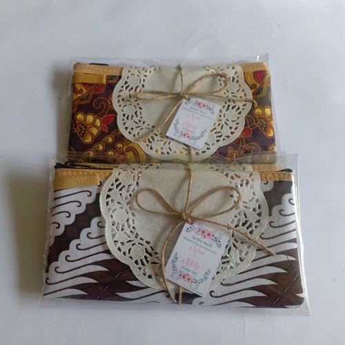 Jual 45 pcs Souvenir dompet batik kotak 19x11cm souvenir dompet ...