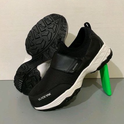 Jual Sepatu safety black yak velcro original made in indonesia | Shopee ...
