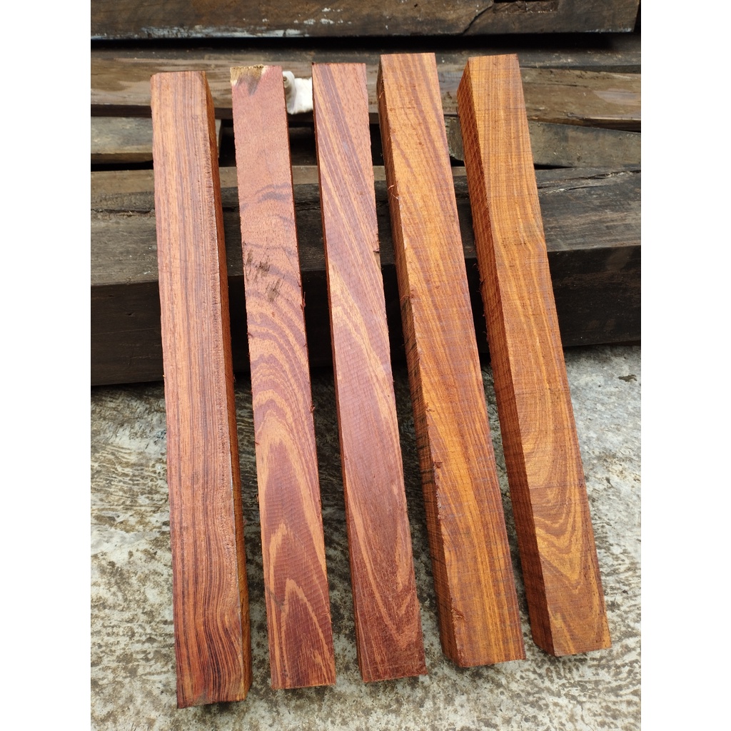 Jual Kayu rengas berbagai ukuran motif cantik bagus ukuran custom ...