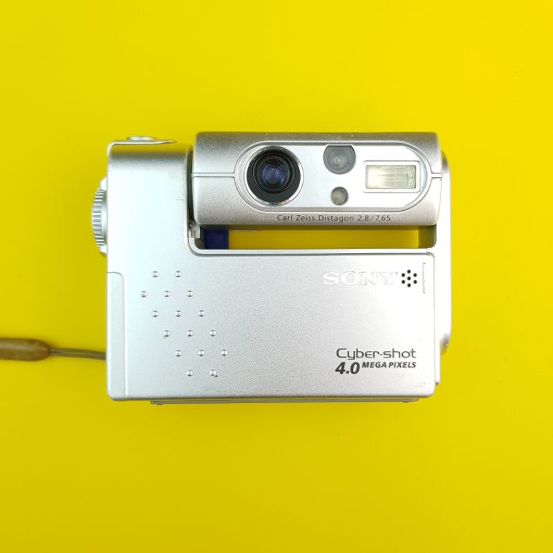 Jual SONY CYBERSHOT DSC-F77 RARE (digicam/camdig/digital pocket camera ...