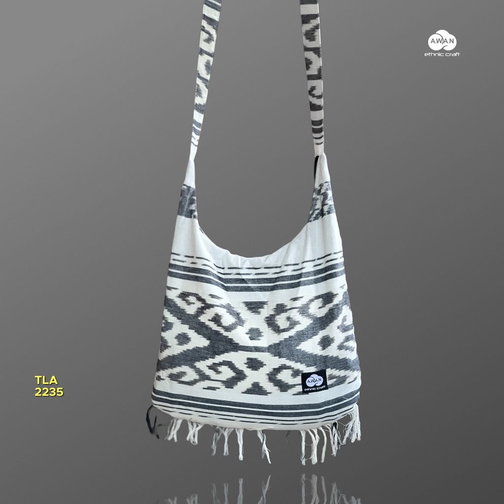 Jual Tas Selempang Etnik Tenun Toraja TLA by Awanethniccraft | Shopee ...