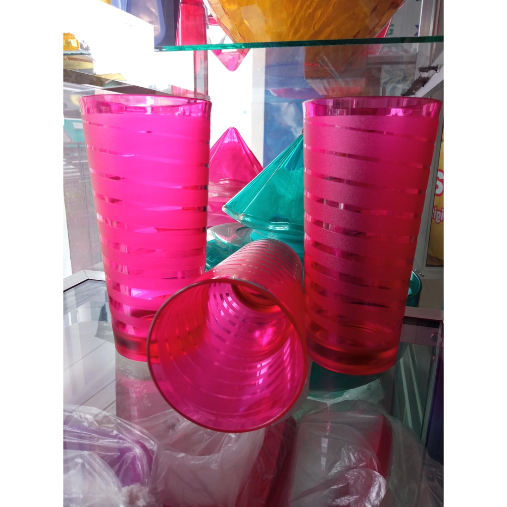 Jual TUPPERWARE SPIRAL TUMBLER MERAH ukuran 525ml (1 pcs) | Shopee ...