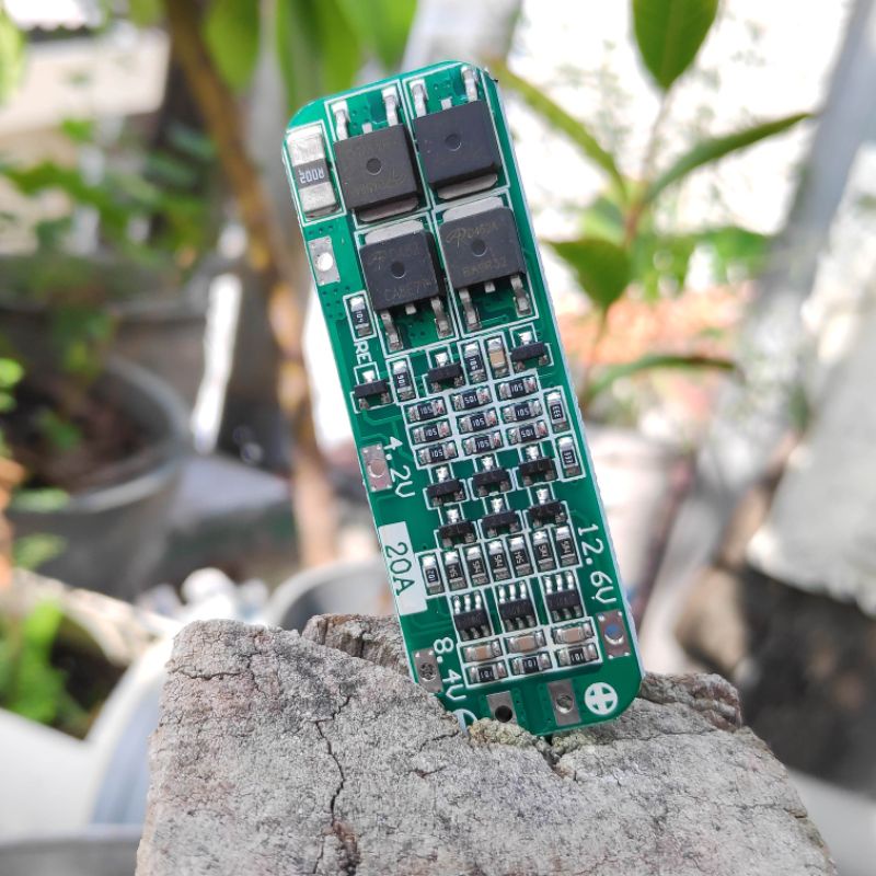 Jual Modul BMS 3S 12V 20A Balance Charger 3cell 12V 20A Module Charger ...