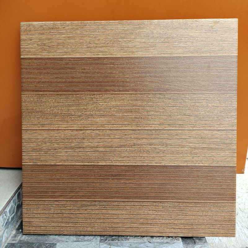Jual Keramik 40x40 MOTIF URAT KAYU MATT MUDA TUA GARIS mul | Shopee ...