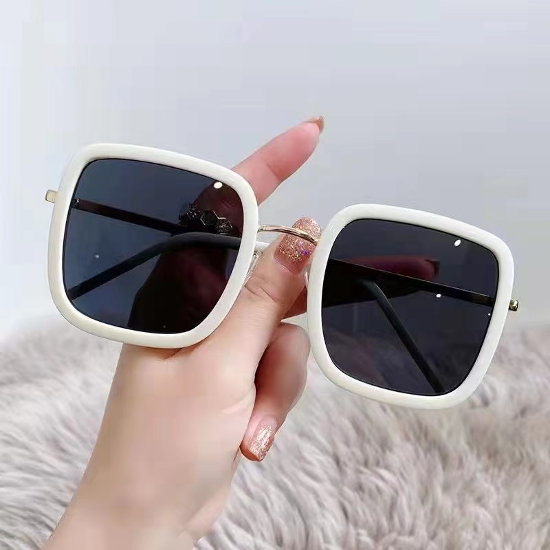 Jual Kacamata Wanita Hitam Kotak Oversized Model Retro Vintage Style Sunglasses Fashion Trendy ...
