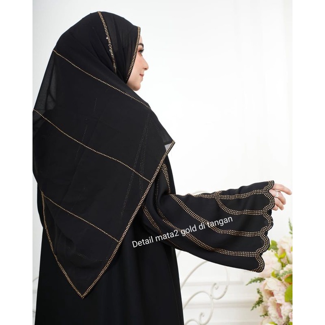 Jual Pashmina Hitam Mata -mata Cristal Gold & Black (75×180) by Kak Yam ...