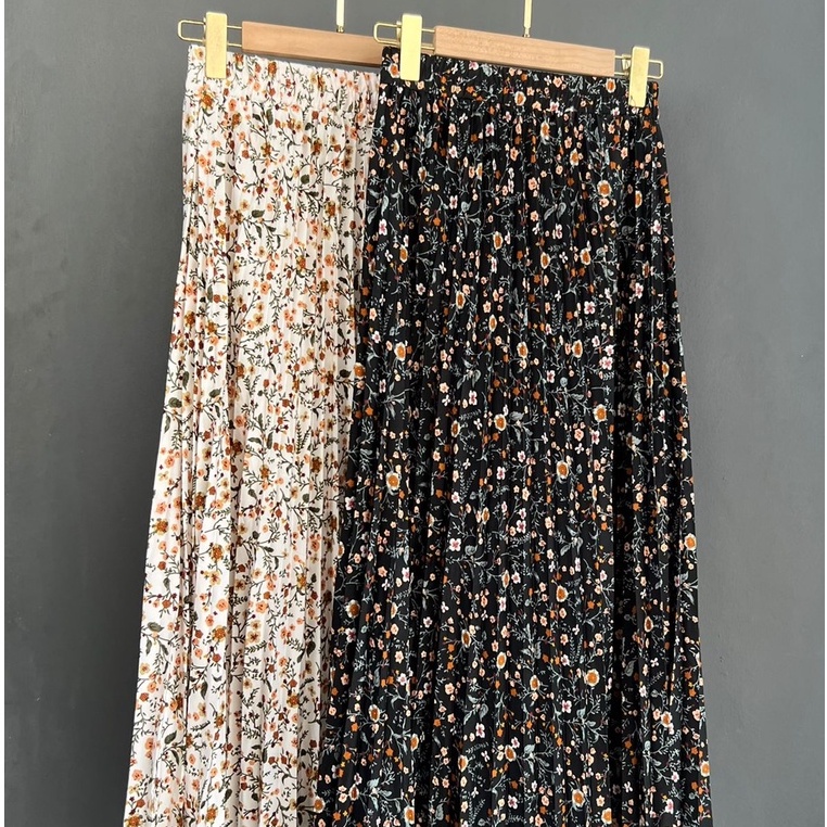 Jual TERMURAH ROK DAILY PLISKET PREMIUM FIT TO XL/ ROK DAISY/ ROK ...