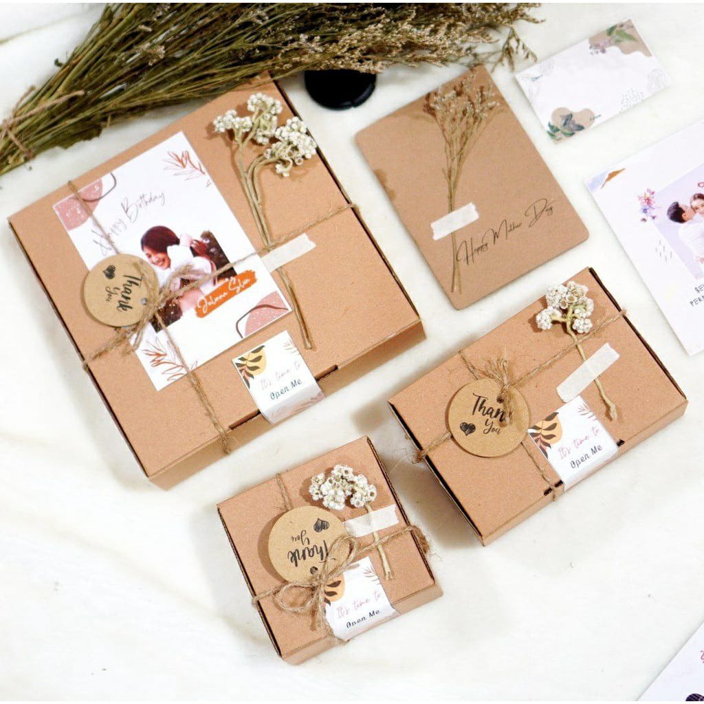 Jual HAMPERS GIFT BOX / gift box / hadiah box ulang tahun anniversary ...