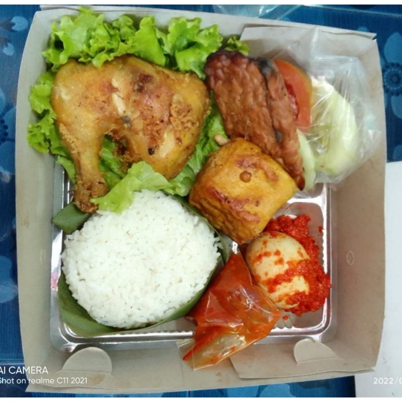 Jual Nasi Box Paket Komplit Nasi Ayam Goreng | Shopee Indonesia