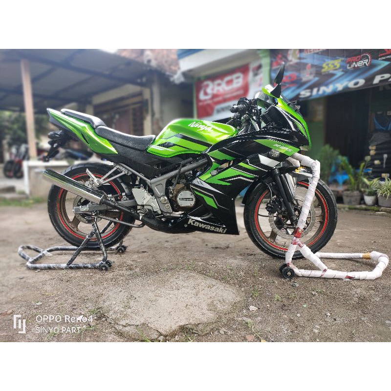 Jual pedok depan dan belakang pedok motor sport paddock model Headlift ...