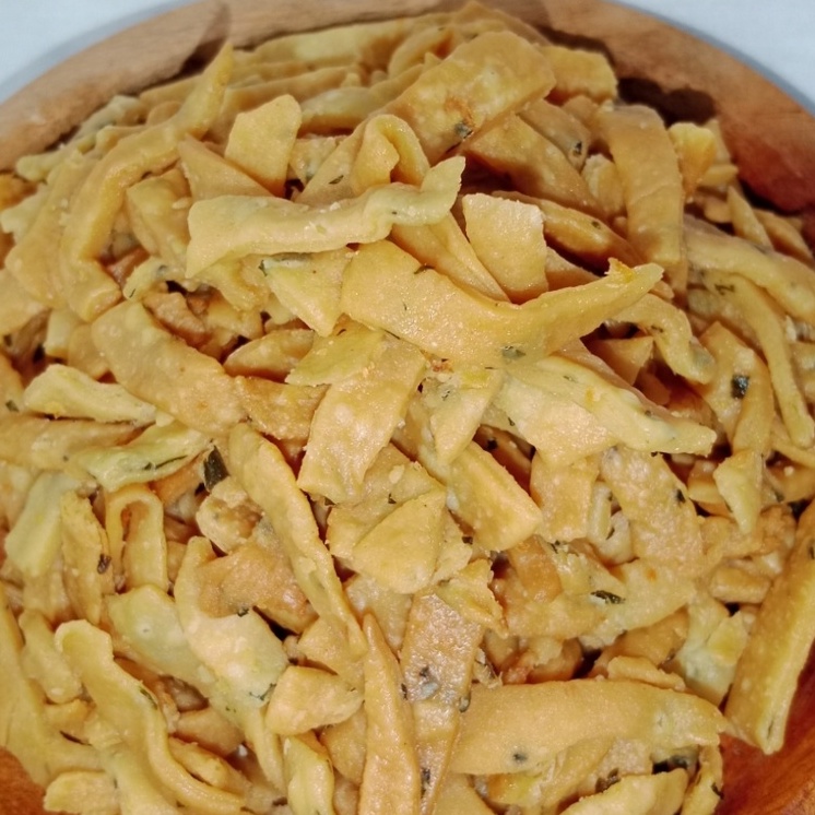 Jual 1kg Kue Bawang Super Empuk Gurih Renyah Makanan Cemilan Snack ...