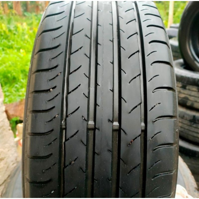 Jual Ban Mobil Ring 18 Merek Dunlop Ukuran 225 60 R18 Second Tubeless ...