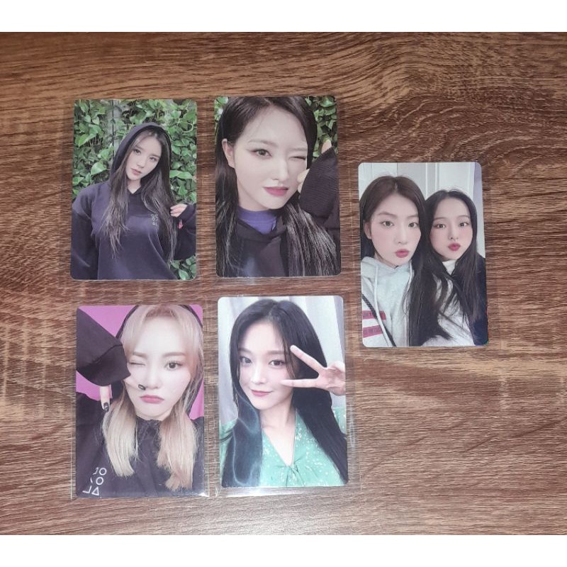 Jual TRADING CARD LOONA [LOONAVERSE:FROM] | Shopee Indonesia