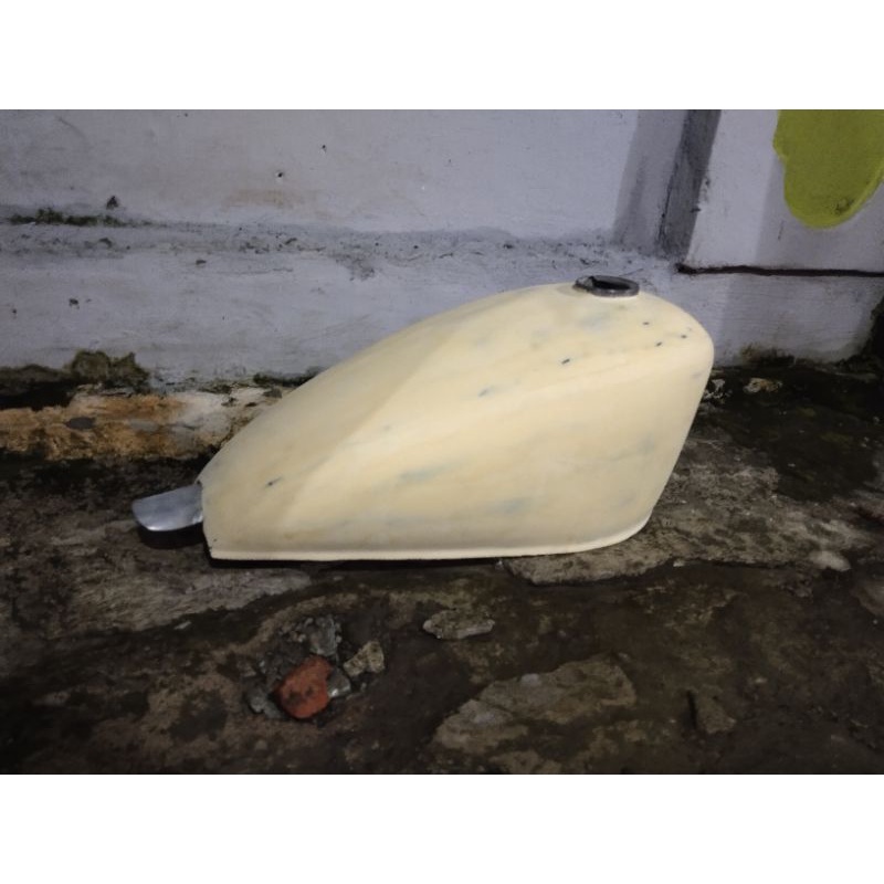 Jual Tank sportster gastank sporter tenki Bobber tank bomber tanki ...