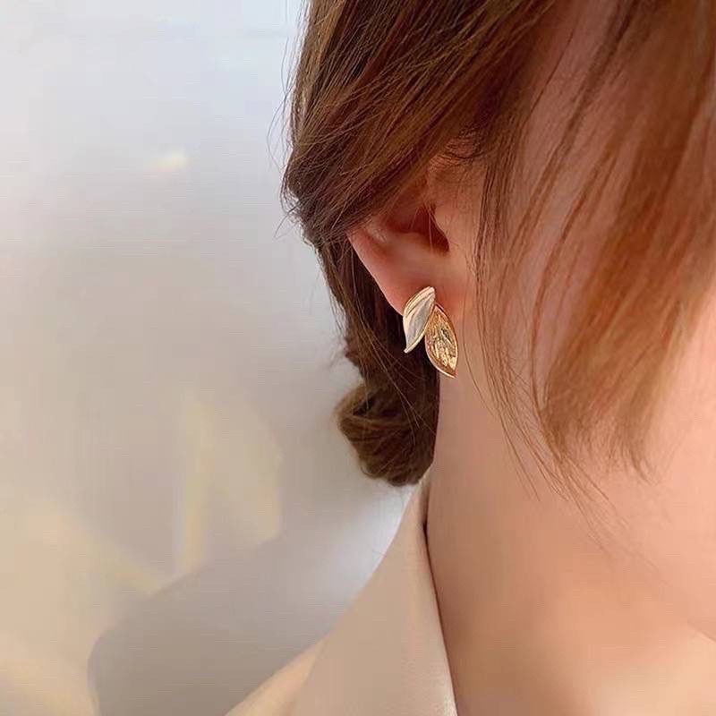 Jual Naomi Gold Stud Earrings / Anting Leaf Daun Mix Warna Korea ...