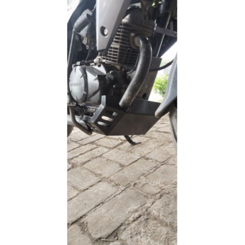 Jual ENGINE GUARD HONDA MEGAPRO ALL SERIES SKIDPLATE PENGAMAN MESIN ...