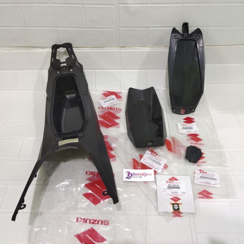 Jual SET COVER SAYAP BOX BAGASI TUTUP LEG CENTER SATRIA FU FI INJEKSI ...