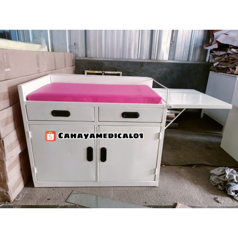 Jual Meja resusitasi bayi / Baby table besi / Meja resusitasi / Meja ...