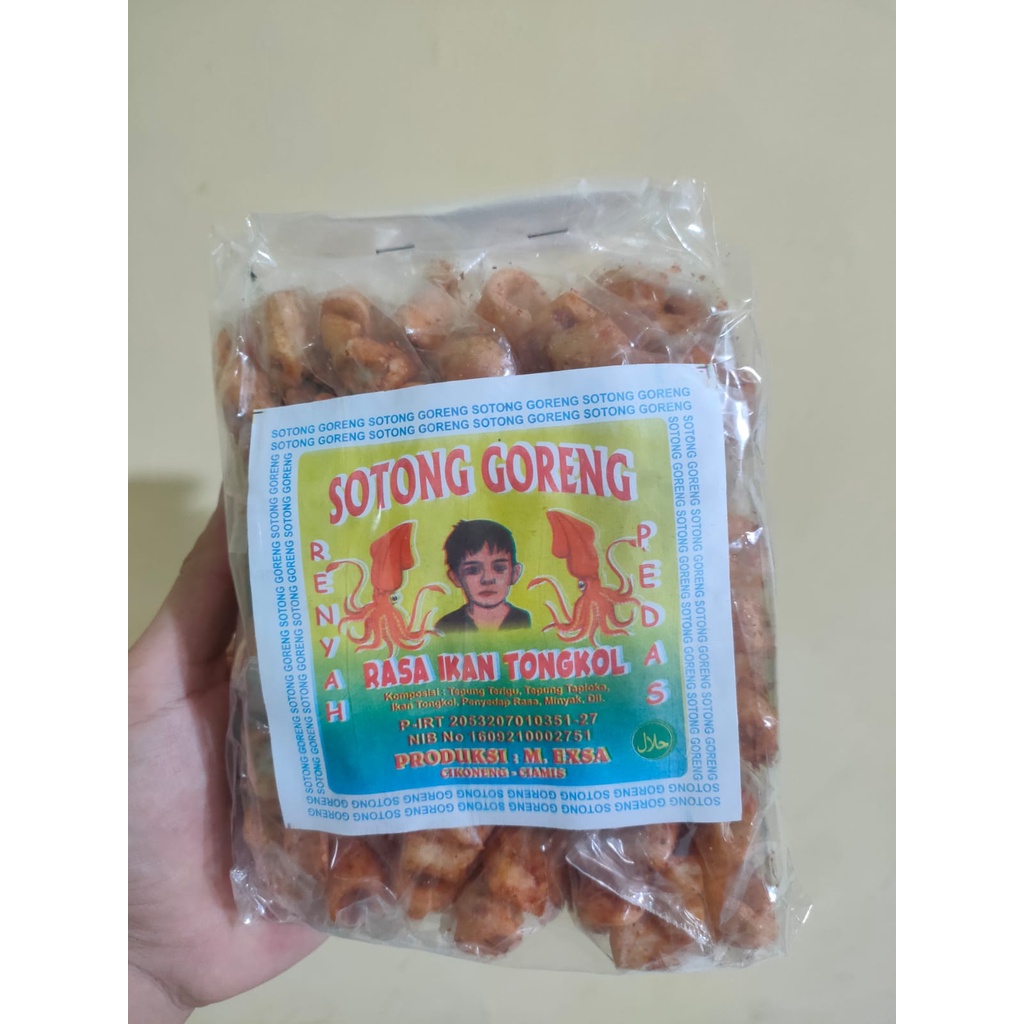 Jual Sotong Goreng Renyah Pedas Rasa Ikan Tongkol 1 bungkus isi 18 pcs ...