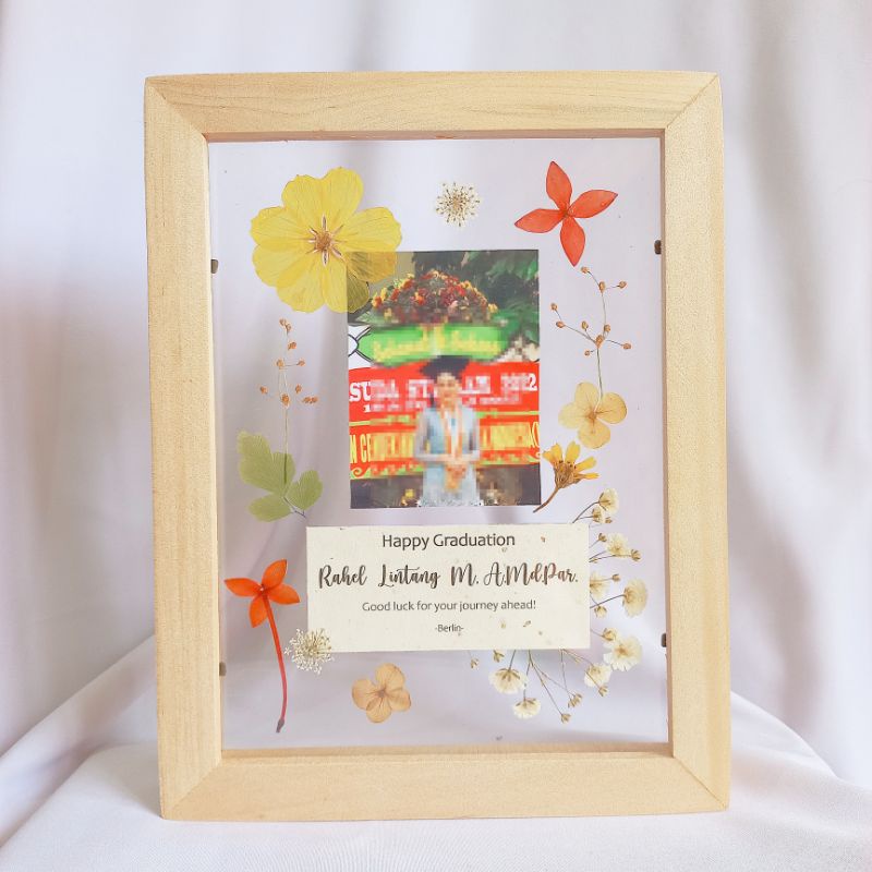 Jual Pressed Flower Frame/Kado Wisuda/Kado Ulangtahun/Kado anniversary ...