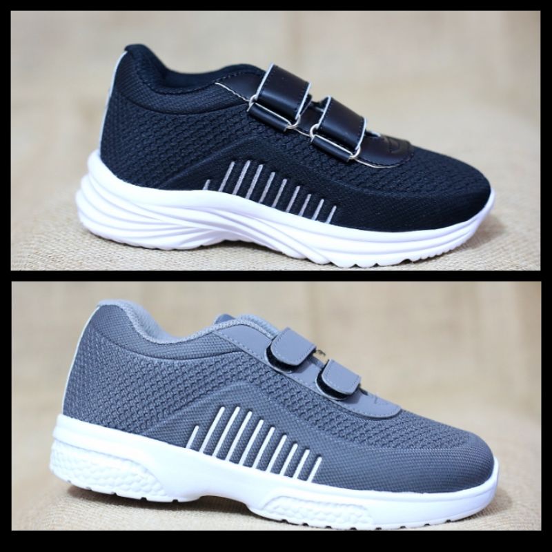 Jual Sepatu anak kretekan sepatu anak paud sepatu anak TK sepatu ...