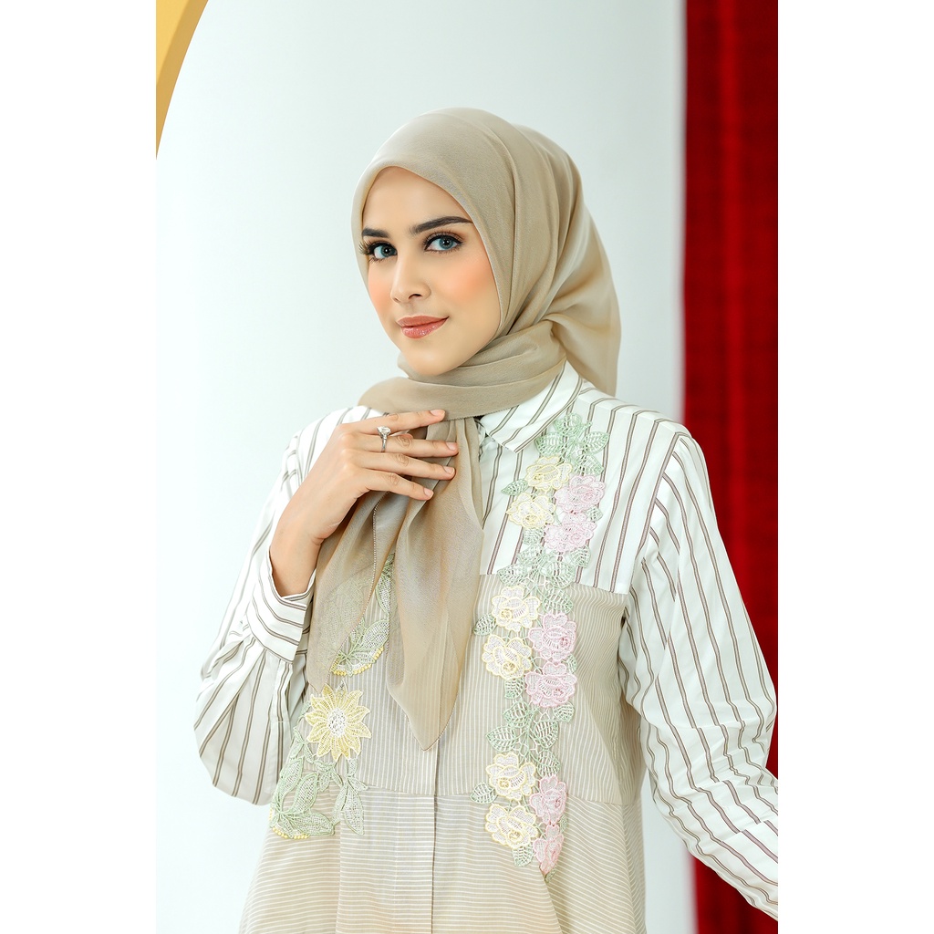 Jual Kelly Square in Humus | Shopee Indonesia