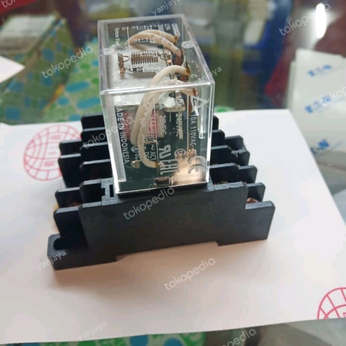 Jual RELAY OMRON LY4 220V 10A 14KAKI OMRON ORIGINAL + SOKET LY4 BIASA ...