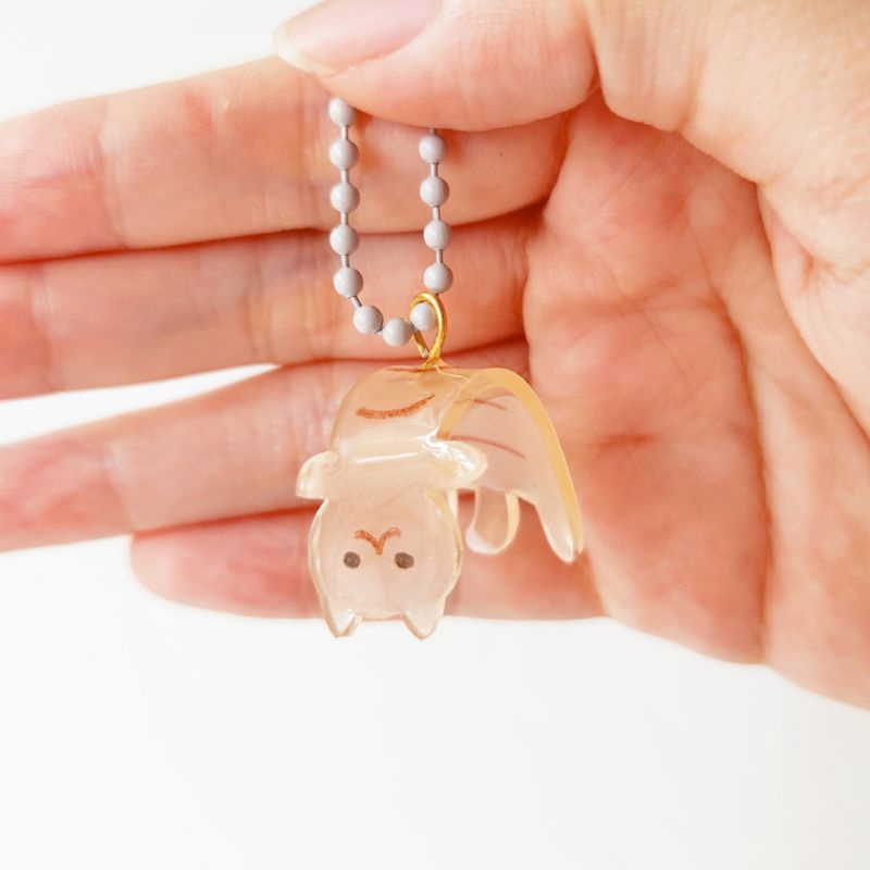 Jual Gantungan kunci handmade liquid cat kucing kayang keychain ...