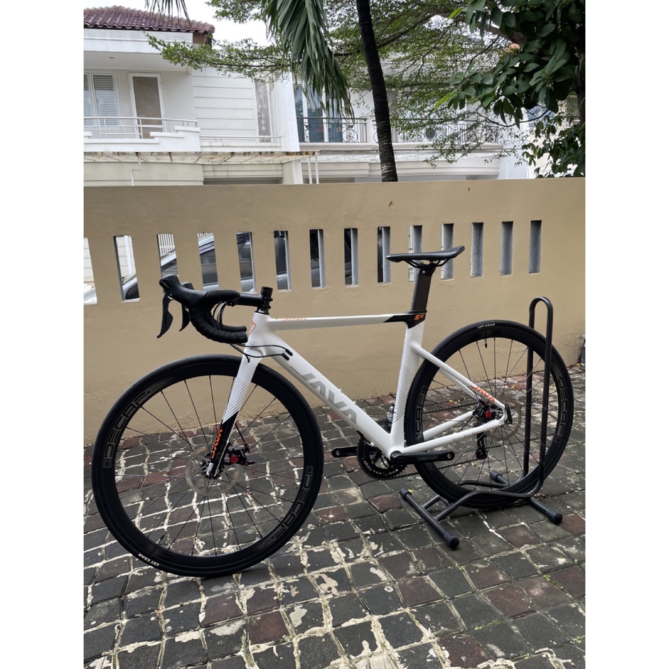Jual Java Siluro 3 Sepeda Balap Roadbike Disc Brake Sora Size 51 White ...