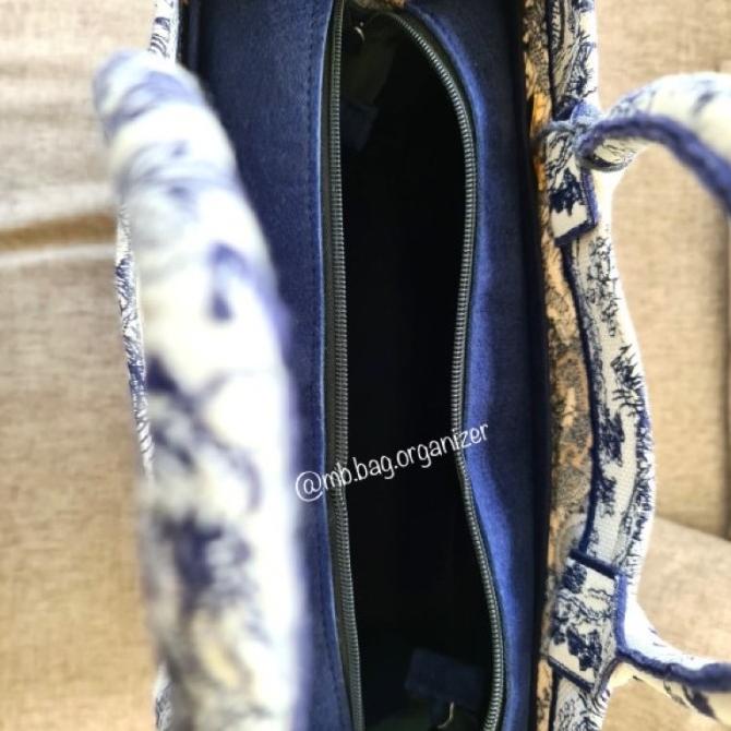 Jual CD book tote medium size organizer (TOPZIP) (bag 36cm) | Shopee ...