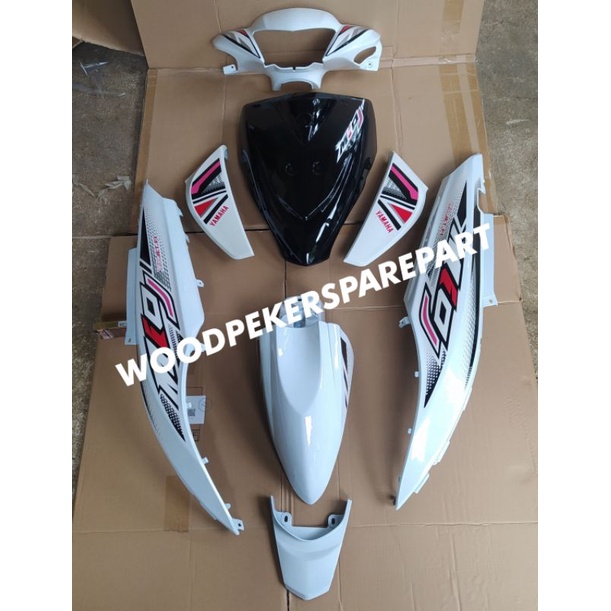 Jual FULL BODI HALUS YAMAHA MIO J PUTIH HITAM + STRIPING | Shopee Indonesia