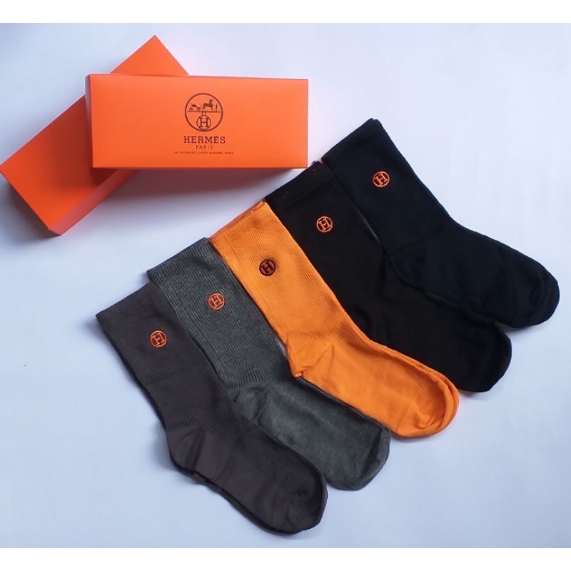 Jual KAOS KAKI DEWASA PANJANG FREE BOX ISI 5 PCS | Shopee Indonesia