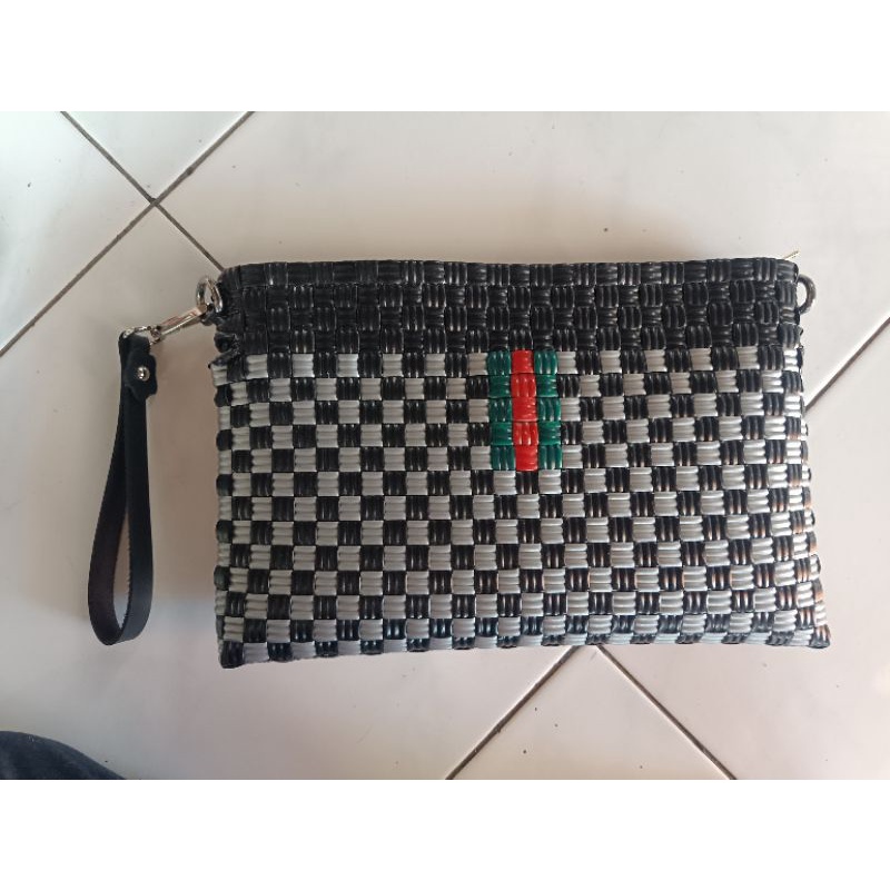 Jual clutch/dompet anyam jali (furing+resleting) | Shopee Indonesia