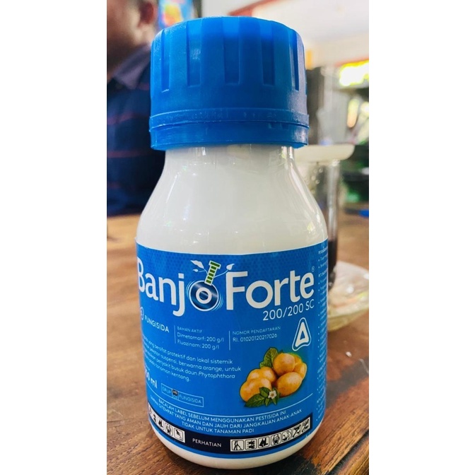 Jual Fungisida BANJOFORTE 200/200SC isi 250ml dr Royal R | Shopee Indonesia