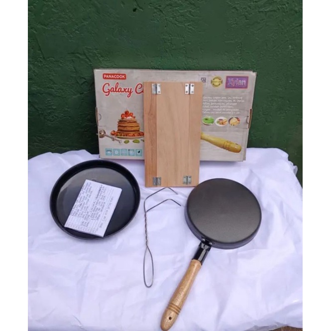 Jual Paket lengkap wajan risoles papan lipat dan garpu pencelup adonan ...