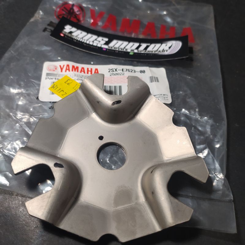 Jual YAMAHA 2SX PLAT BESI RUMAH ROLLER MIO M3 KODE 2SX ORIGINAL YAMAHA ...