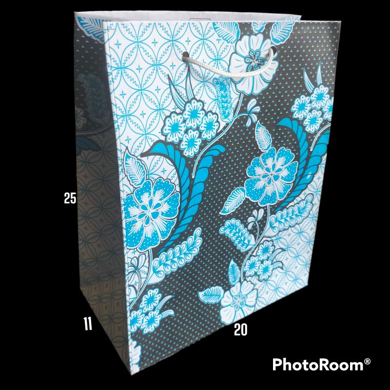 Jual PAPERBBAG MOTIF BATIK/TAS KERTAS/ BAG/PAPERBAG UKURAN 20X11X25 ...