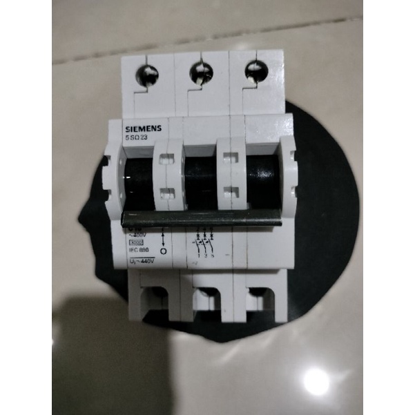 Jual MCB SIEMENS 3P C16 440V | Shopee Indonesia