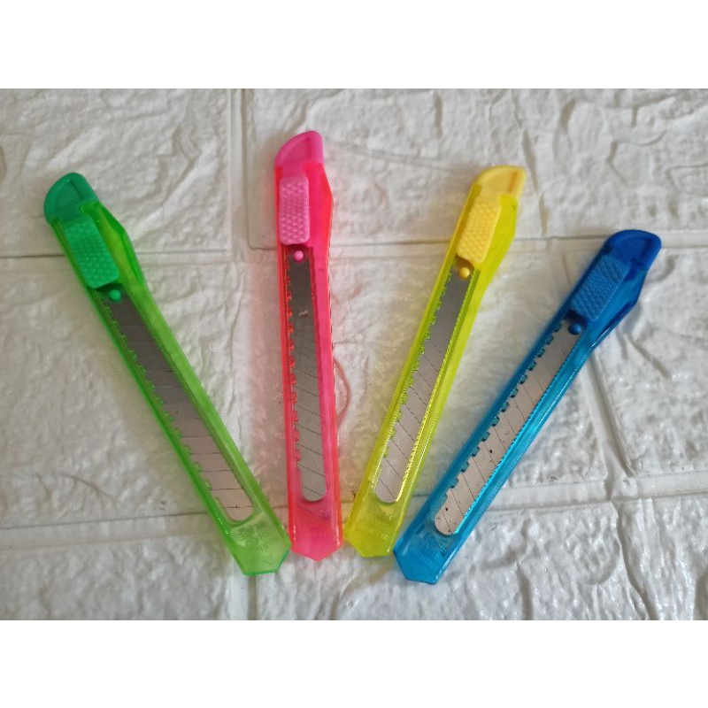 Jual Cutter kecil exsis / silet / pisau / knife | Shopee Indonesia