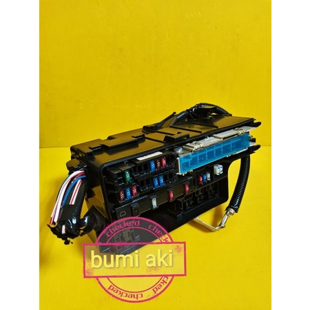 Jual BOX SEKRING ATAU FUSE BOX SEKERING SKERING ORIGINAL TOYOTA ...