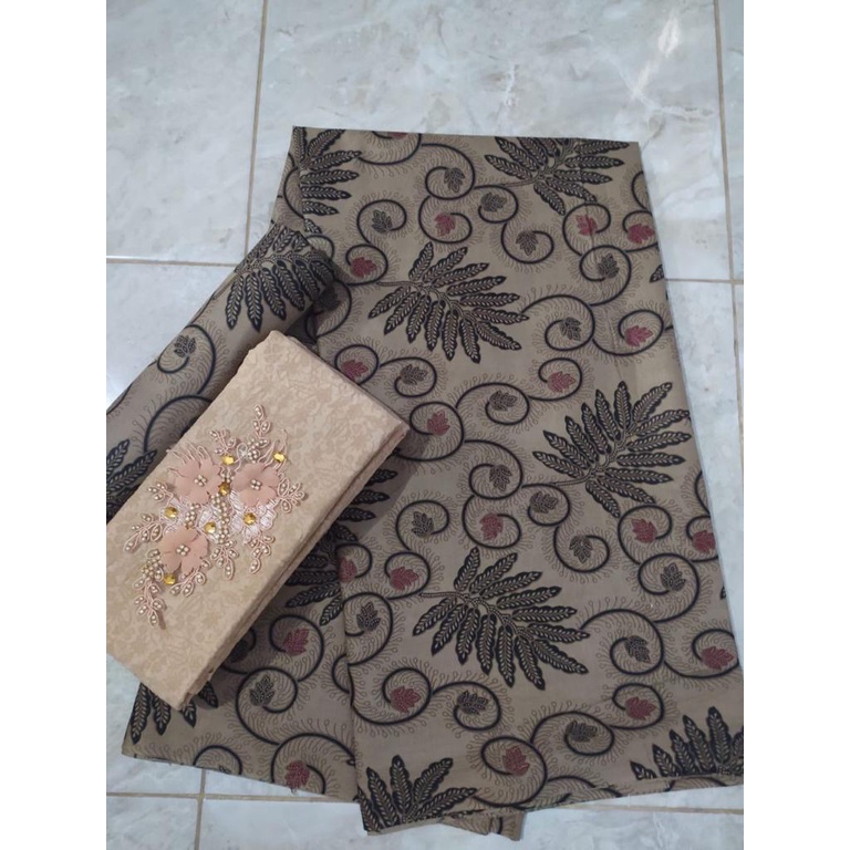Jual Kain Batik Printing Halus Motif putri malu cklt Kain Bahan Baju Seragam Bridesmaid Batik ...
