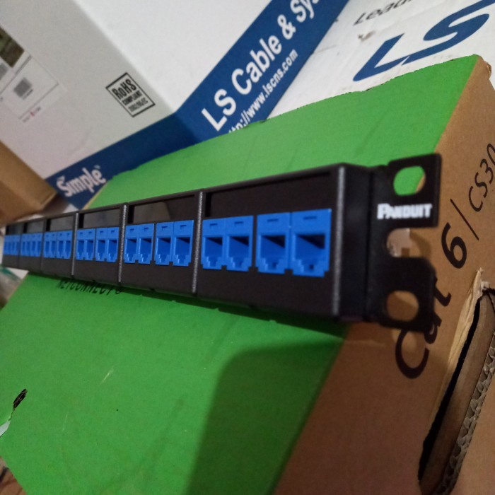 Jual Fwe Patch Panel Angle Cppla24Bwly Panduit 24 Port + Modular ...