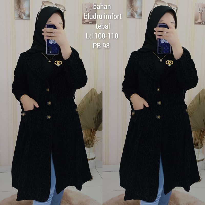 Jual Long blazer coat suede hitam imfort | Shopee Indonesia