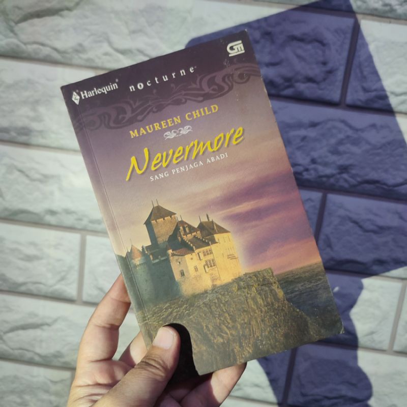 Jual BUKU PRELOVED ORIGINAL | NEVERMORE | SANG PENJAGA ABADI | NOVEL ...