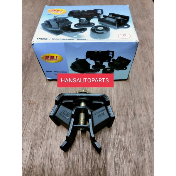 Jual trans mounting engine mounting belakang inova Innova diesel manual ...